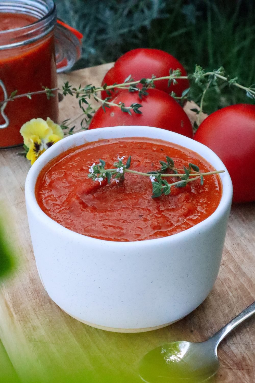 Simple Roast Tomato Sauce - Sustainable Holly